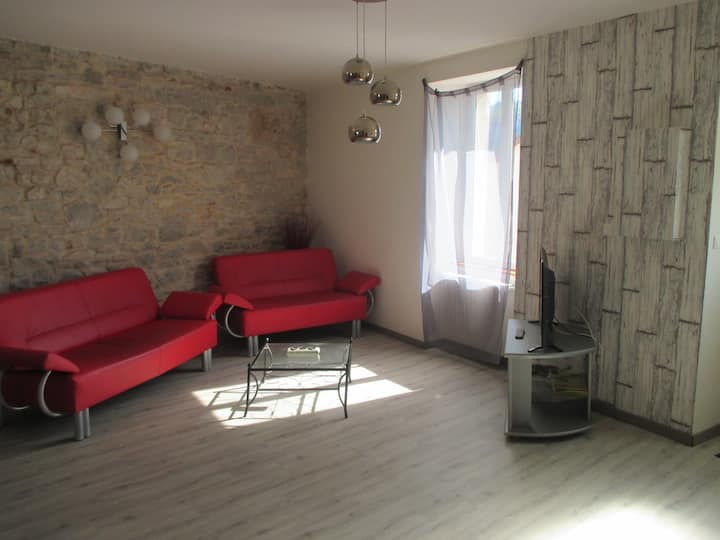 Maison Avec Dépendance - Lot