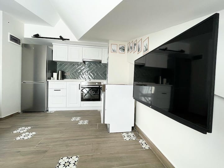 Zehra Suites Mini Apartment #10, Top Roof Floor - Marmaris