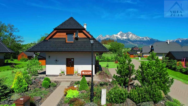 Beautiful Single Family Home With Panoramic Views - Poprad