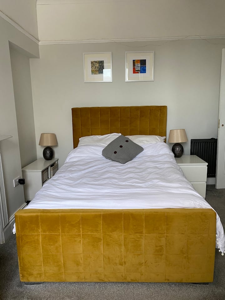 En-suite Double Bedroom, Near Uni And Barbican - Plymouth