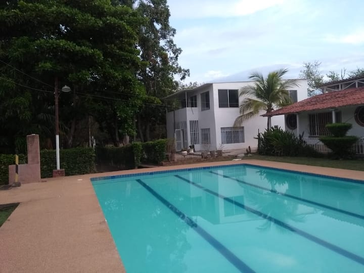 Hermoso Apartamento En Ricaurte-girardot - Girardot