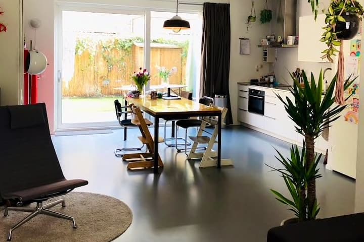 2br Family House Near Central Station - Amsterdam