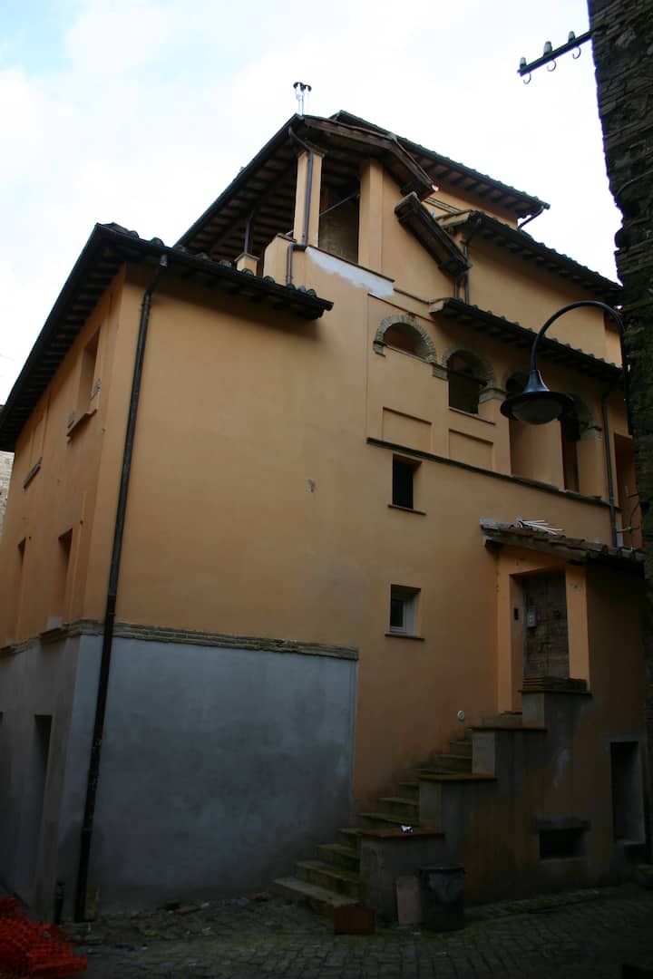 Il Teatro Alloggi 1 Perchè Adiacenti Al Teatro. - Terni