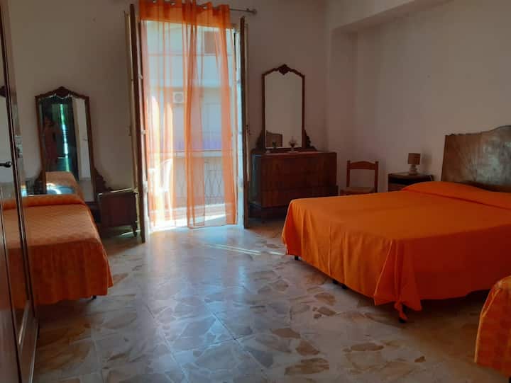 Two-room Flat With Sea View - Santo Stefano di Camastra