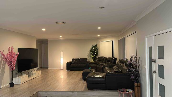 Modern Spacious Home In Taree - Taree