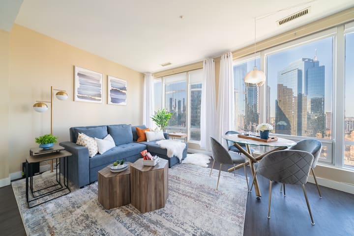 2bd+ac! Best Core Downtown Area With City Views! - Vancouver
