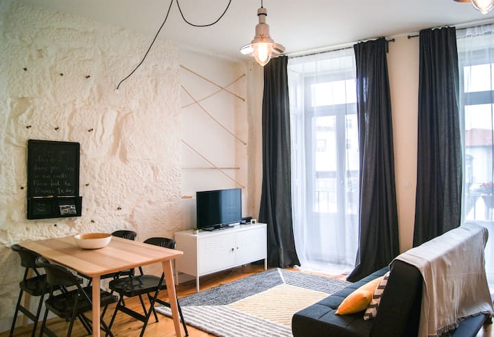 Sunny Studio W Balcony & Ac - Porto