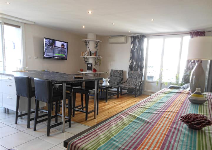 T2 Gare 80m2, Vue, Calme, Balcon, 4 Lits S. - Grenoble