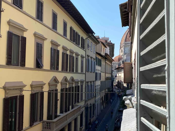 Near The Duomo - Florenz