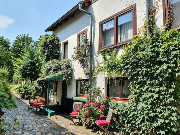 Idyllic Holiday Home Near World Heritage Site - Kassel