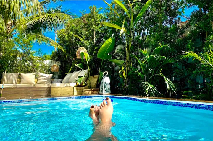 Nūh House + Plunge Pool Near Little Havana - Coral Gables, FL