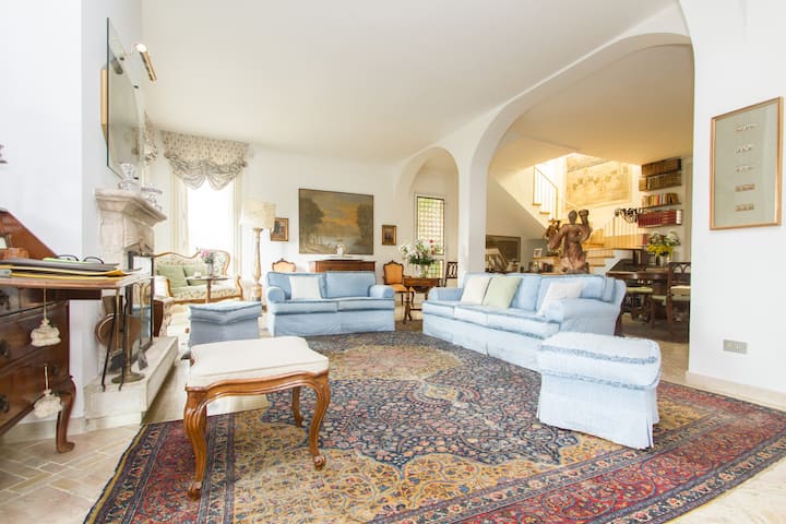 Meravigliosa Villa A 5 Minuti Da Rho Fiera - Rho