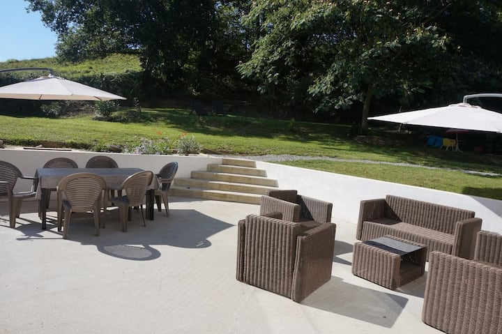 Grande Maison Au Coeur Du Pays Basque - Hasparren