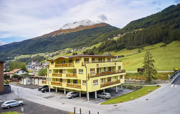 Soligt Penthouse Med 4 Rum Och Stora Terasser - Soelden