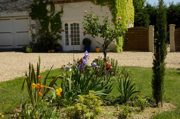 Les Gîtes Du Manoir La Petite Grange - Loches