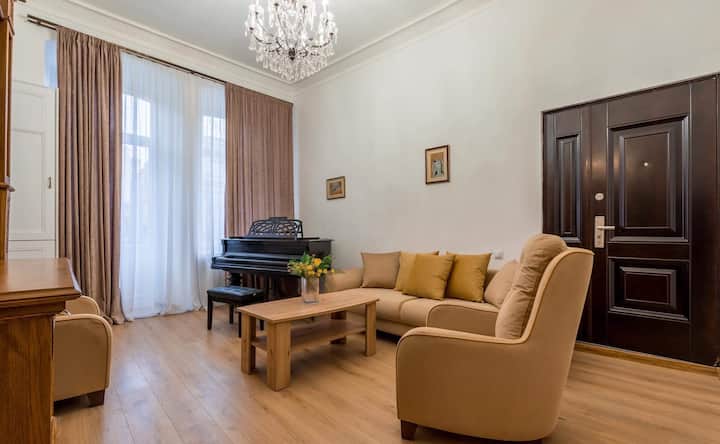 Lika's Central Apartment - Tbilisi