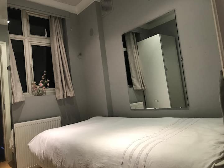 Harrow Holiday Rentals & Homes - England, United Kingdom | Airbnb