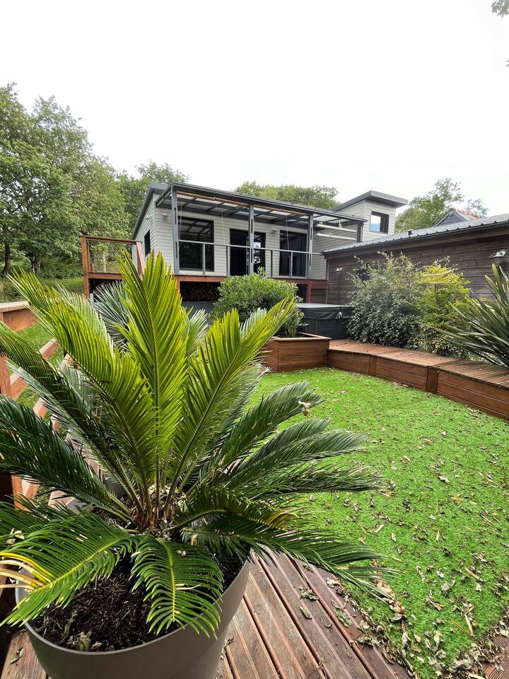 Villa Avec Jacuzzi, Dans La Canopée - Rochefort-en-Terre