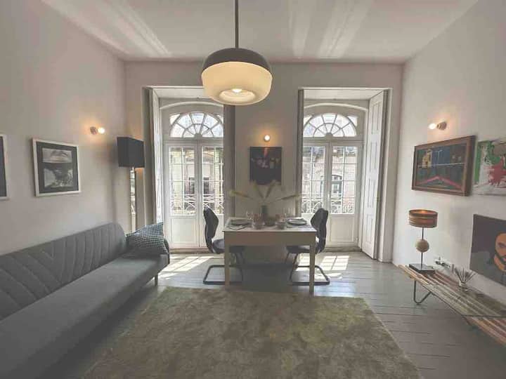 Oporto Downtown Spotlight - Porto