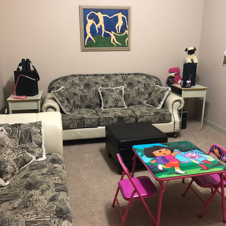 Unicorn Crossing Queen Bed - High River