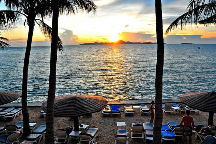 Sea View Studio 90 Meters From The Beach - Jomtien