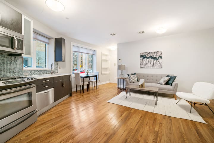 Modern & Stylish 1 Bed Manhattan W/ Private Garden - Fort Lee, NJ