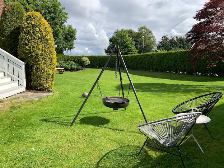 Villa For 6-18p • Close To Lake, Woods And City - Stavanger
