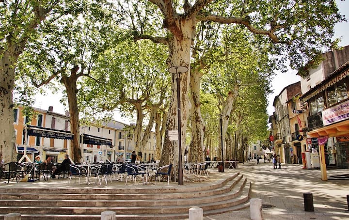 Grande Maison De Village Dans Quartier Calme - Aniane