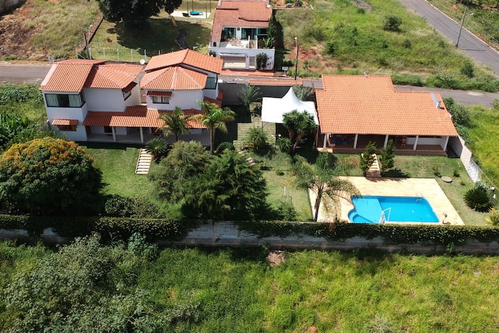 Casa De Aluguel Em Alfenas - Alfenas