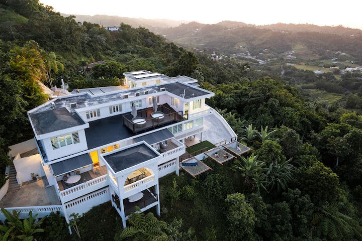 Cielos Panoramic Villas. 20 Guest/ 10 Br/ 10 Ba - Puerto Rico
