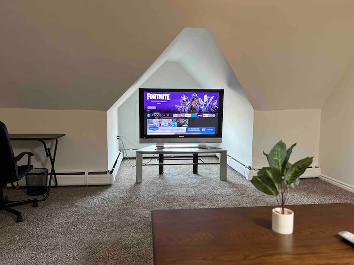 One Bedroom Apartment - Staten Island, NY