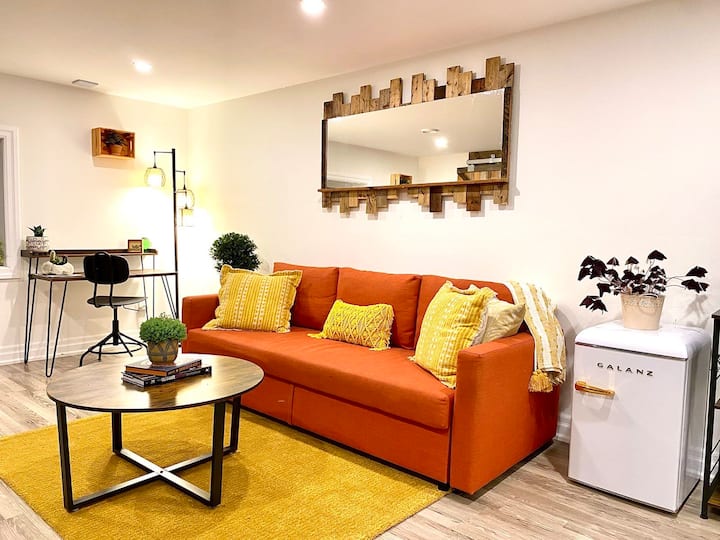 Bright & Private Apartment In Niagara On The Lake - Niagara-on-the-Lake