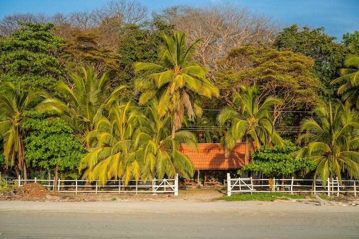 La Casa Del Porton Blanco - Nosara