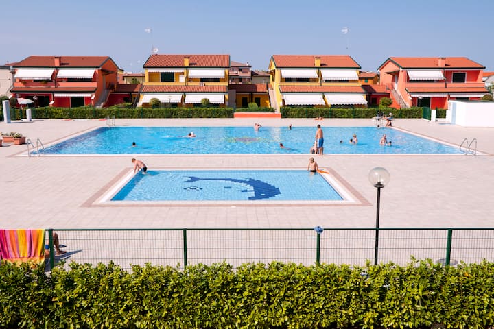 Hotel Apartment 3locale I29 1piano Fronte Piscine - Caorle