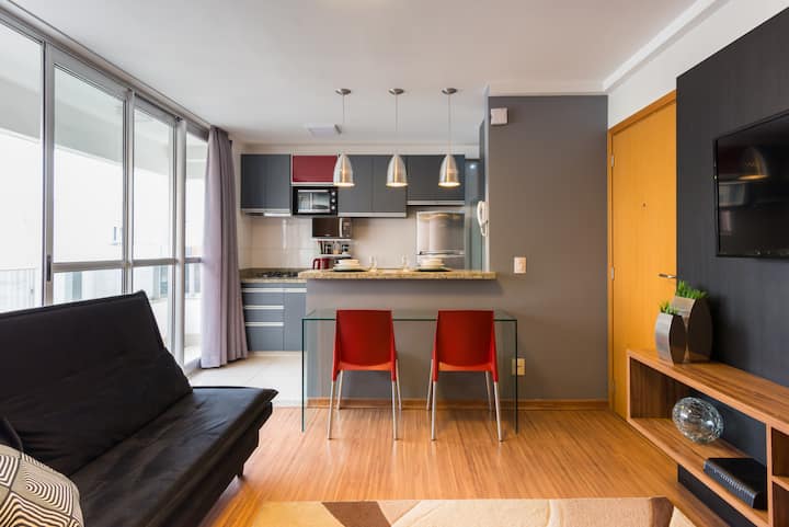 Good Location With  A/c And Parking - Lagoinha