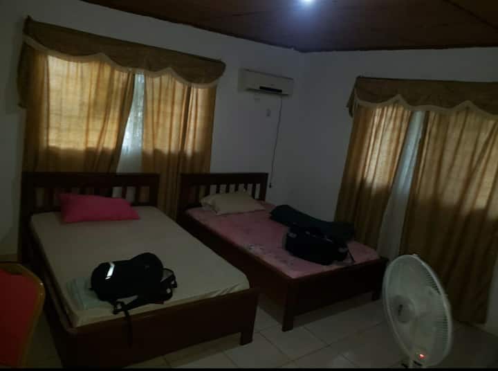 Zoe Lodge- Ganta, Nimba County - Libéria