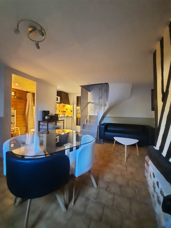 Gîte 4 Pers - Piscine + Sauna - Normandy