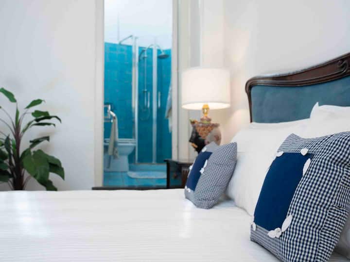 Sea And The City - Taormina