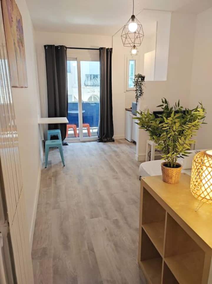 Studio For 2- 20m2-ac - City Center - 10mn Beach - Nice Côte d'Azur Airport (NCE)