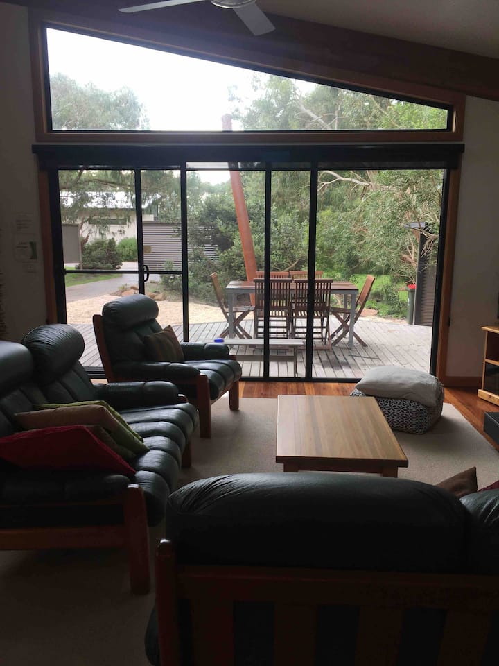 Studio 51 In Sunshine Rise - Sandy Point