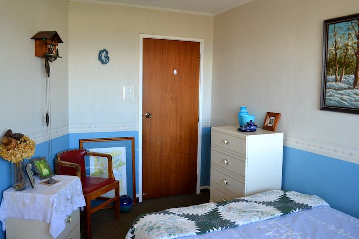 Val's Retreat 2 - Richmond