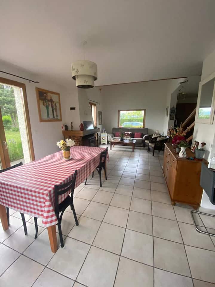 Chambre Dans Maison Calme Agréable, Belle âMe - Cruseilles