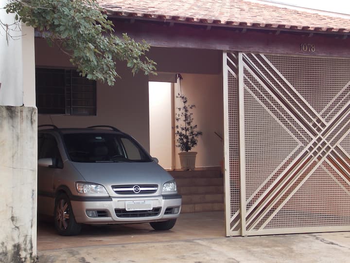 Casa Cantinho De Minas á 500 Mts Do Thermas! - Olimpia