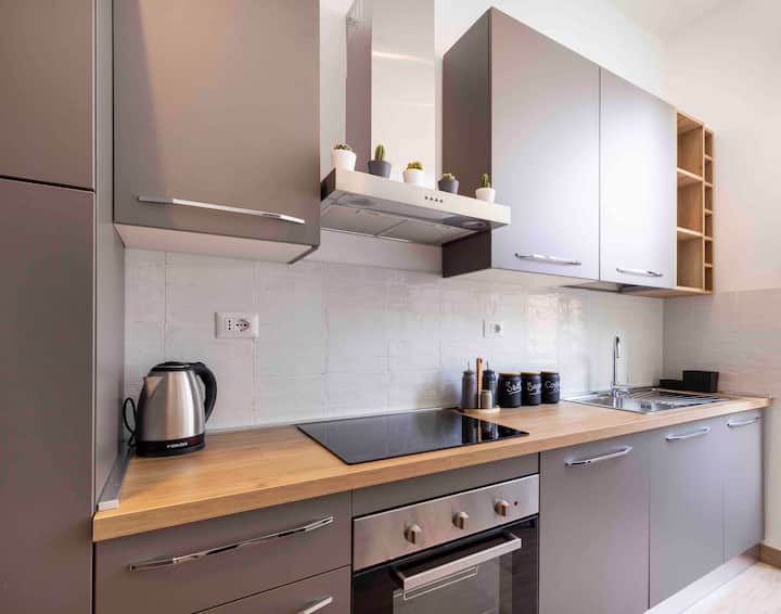 Homy Host | Bright Central 3bdr  2wc With Ac, Wifi - Monti