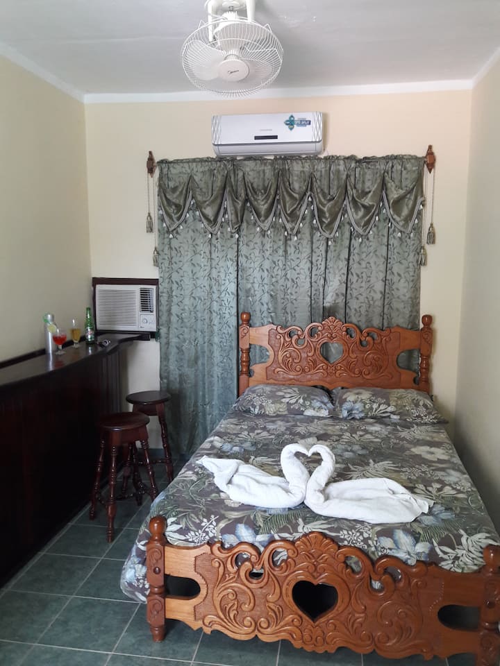 Grupos De Amigos Costa Norte 5 Habitaciones - Cuba