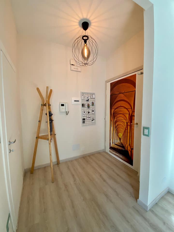 Train Station Apartment New - Bologna