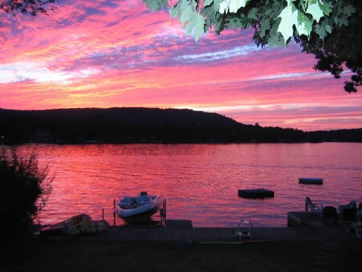 Culver Lake Waterfront Cabin - Branchville, NJ