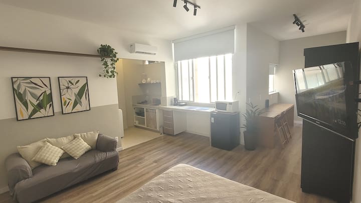 Studio In Rio Block From The Beach - Rio de Janeiro