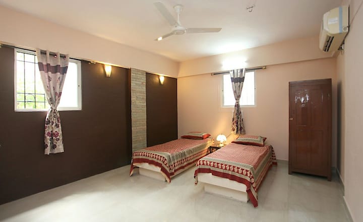 Cozy Nesting,
Private Room, Convenient Location - プネー