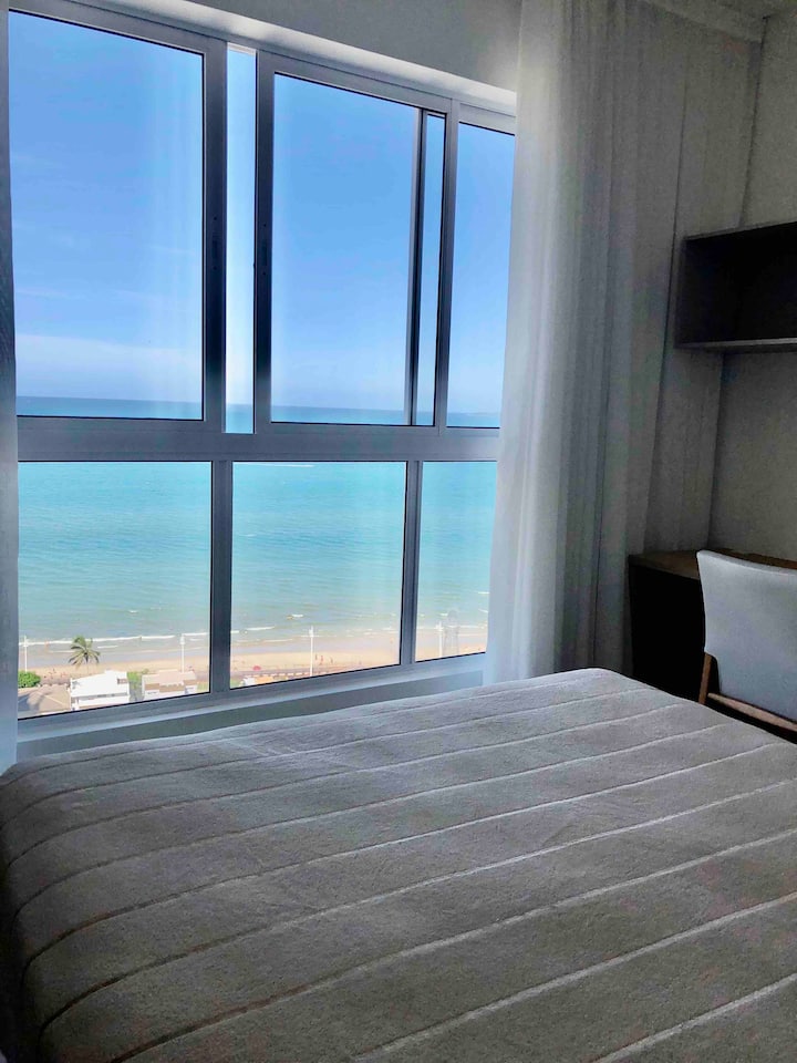 Vista Mar, Apto Moderno Com Excelente Localização - Itapema